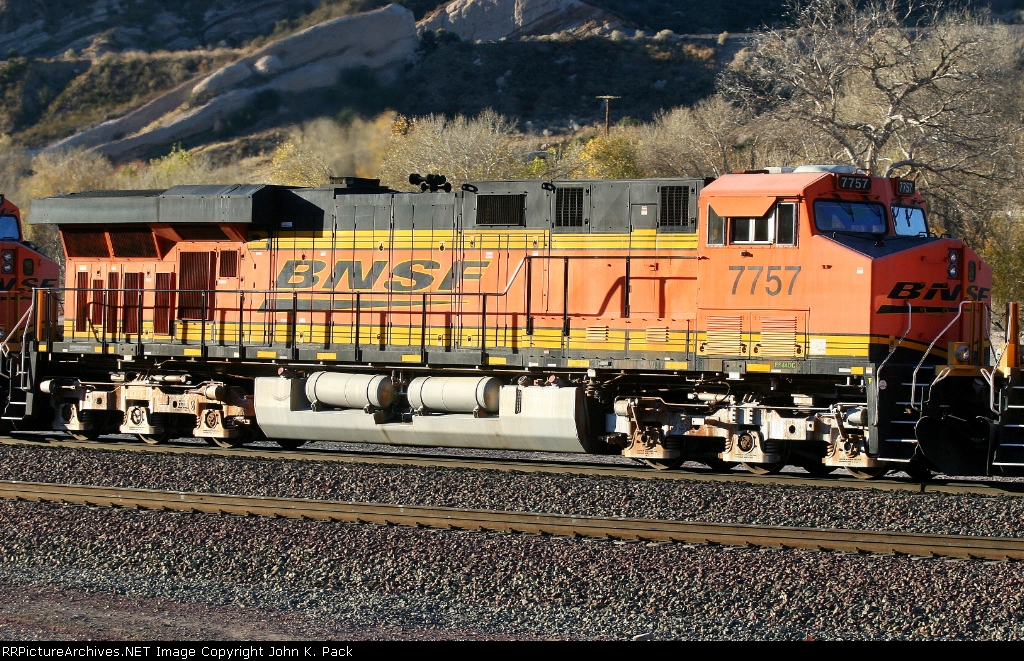 BNSF 7757
